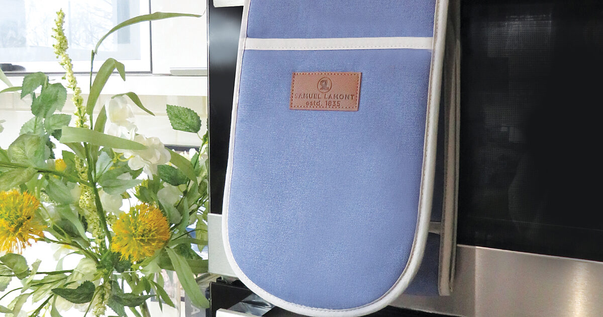 Canvas Kitchen Gauntlet Teal | Samuel Lamont